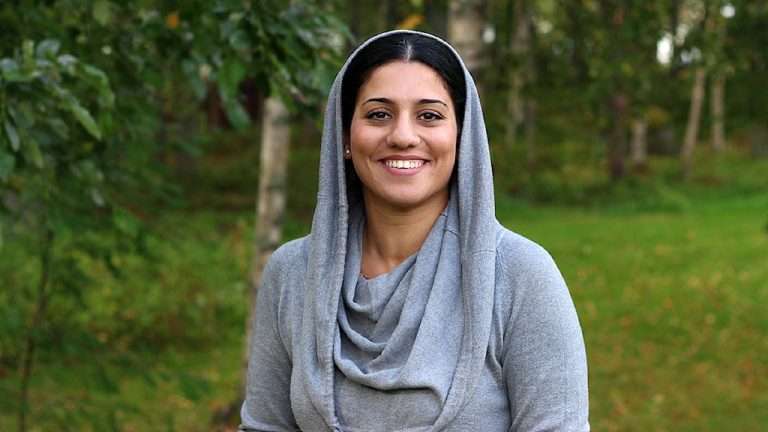 Rihaneh Rouhani Familj - Kändis Blogg